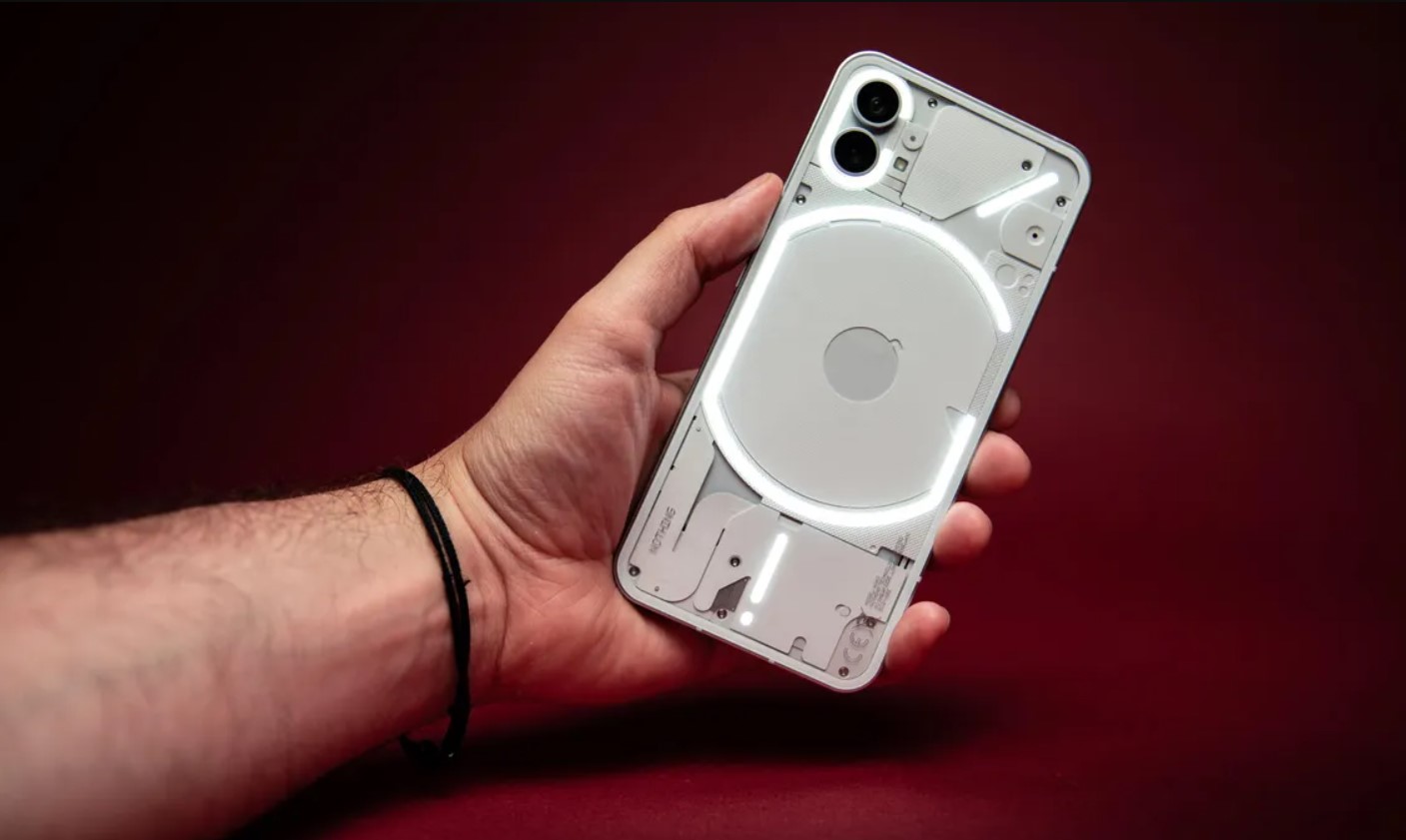 Nothing Phone (1) to Become First Non-Google Device to Get Android 14 ...