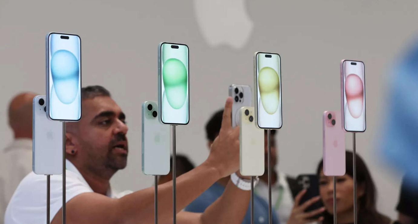 Apple's iPhone 15 Series Pricing Controversy in India: 'Made in India ...