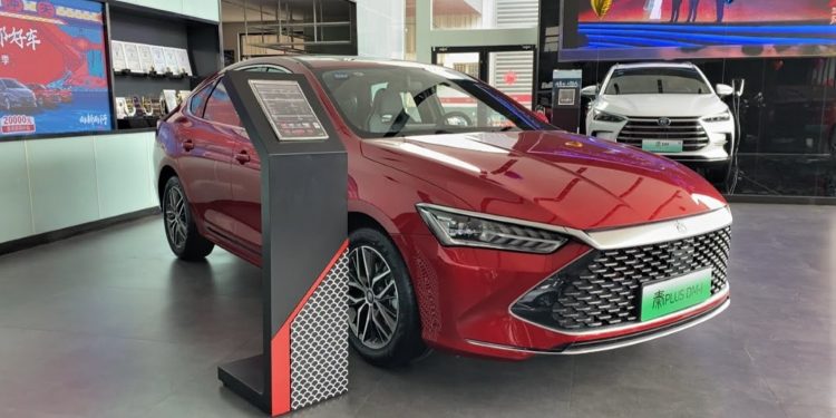 BYD Qin PLUS: New Model Spotted with Striking Blackened Front Face ...
