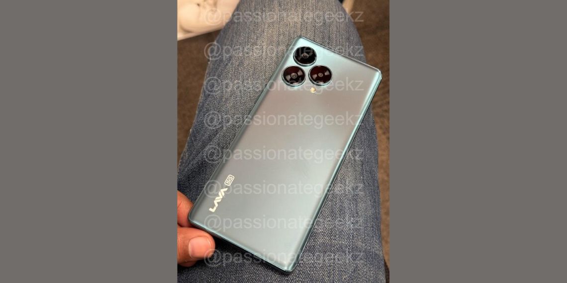 Lava Blaze Curve 5G: Price Leaks, MediaTek Dimensity 7050 Chip, 120Hz ...